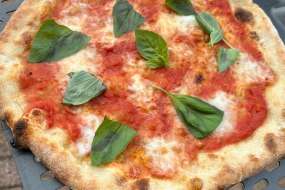 Best Food Vans & Trucks For Hire Nottingham | Add To Event